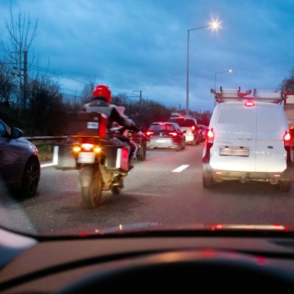 Wanneer een reddingsstrook voor hulpdiensten vormen?