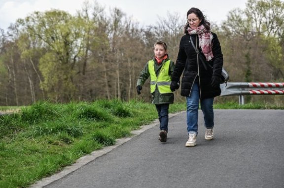 veiligverkeer.be | Waar moeten voetgangers stappen en oversteken?
