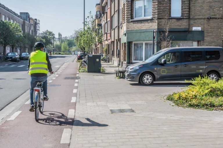 Hoe herken je een fietspad en welke regels gelden er?