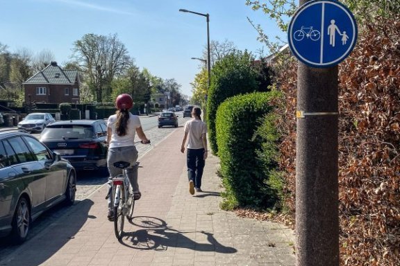 Hoe herken je een fietspad en welke regels gelden er?