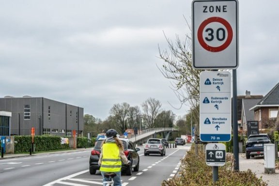 Hoe herken je een fietspad en welke regels gelden er?